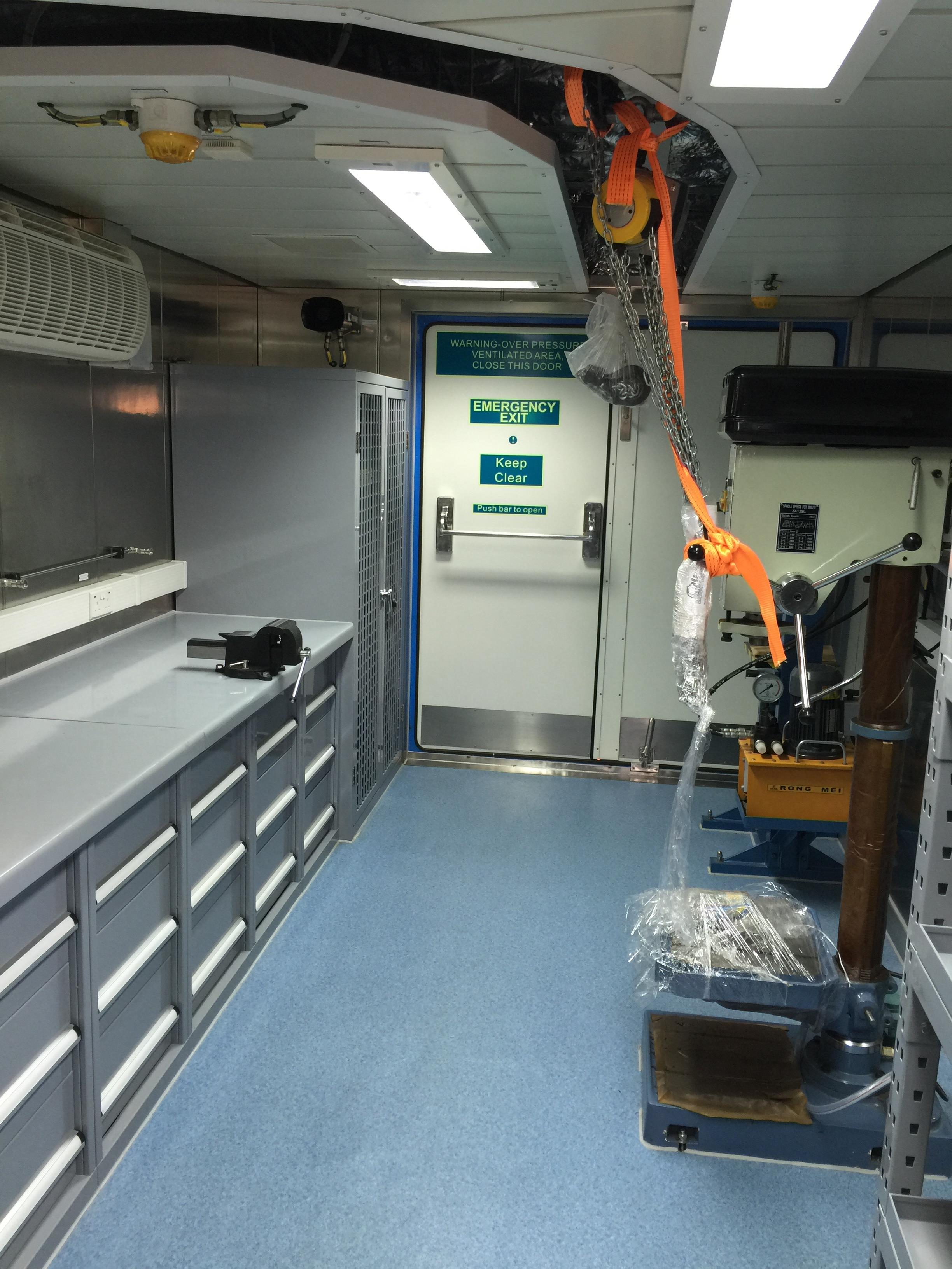 OFFSHORE WORKSHOP MODULES - 271 Containers